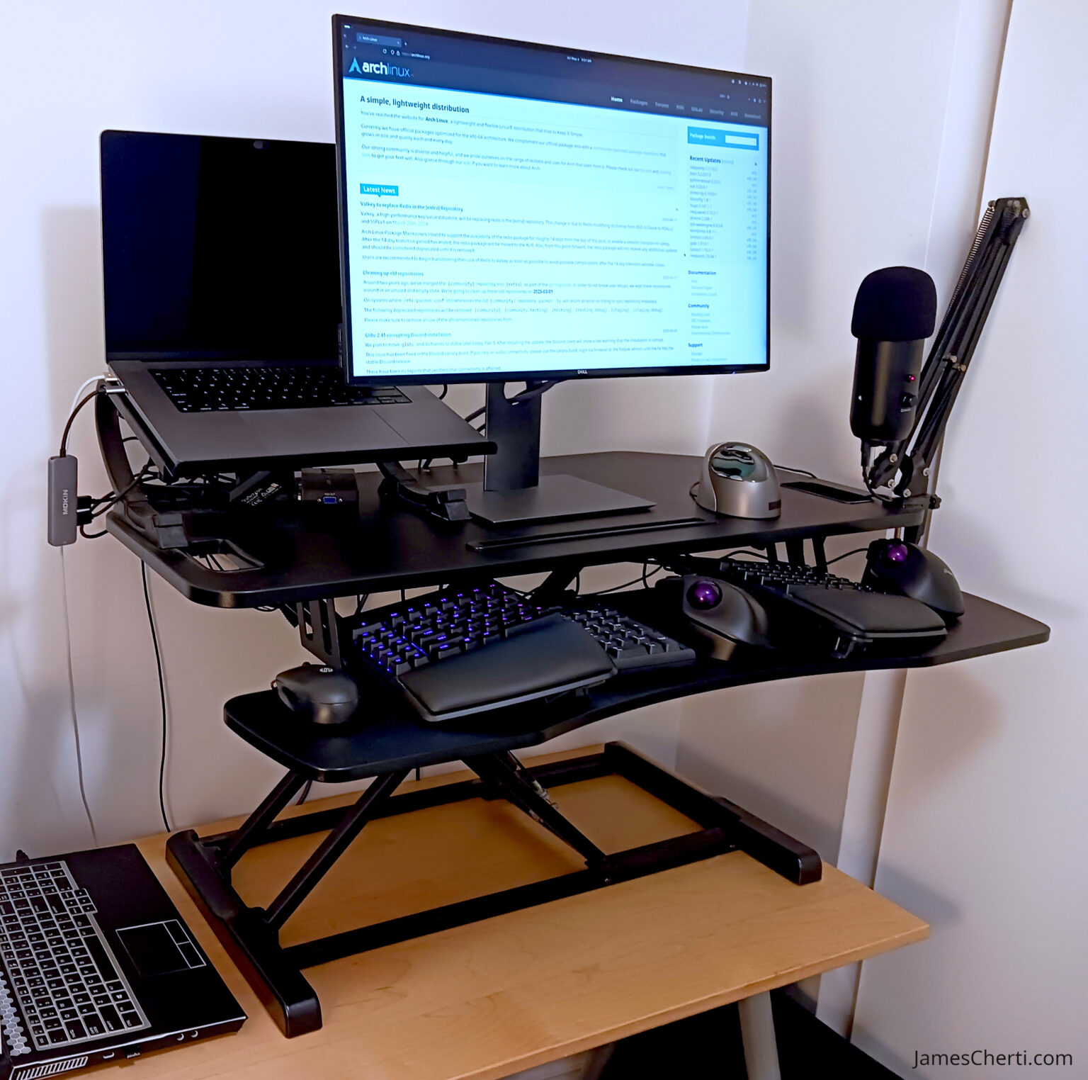 How I Designed an Ergonomic Workstation for IT Specialists to Enhance Focus, Comfort, and ...
