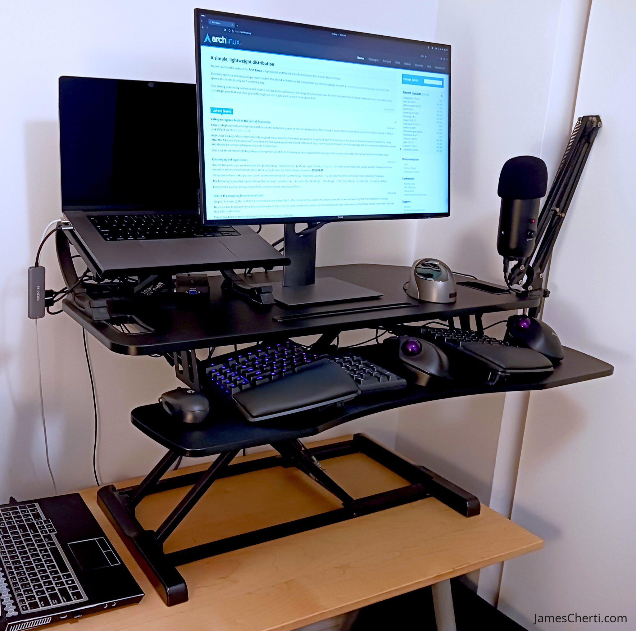 How I Designed an Ergonomic Workstation for IT Specialists to Enhance Focus, Comfort, and ...